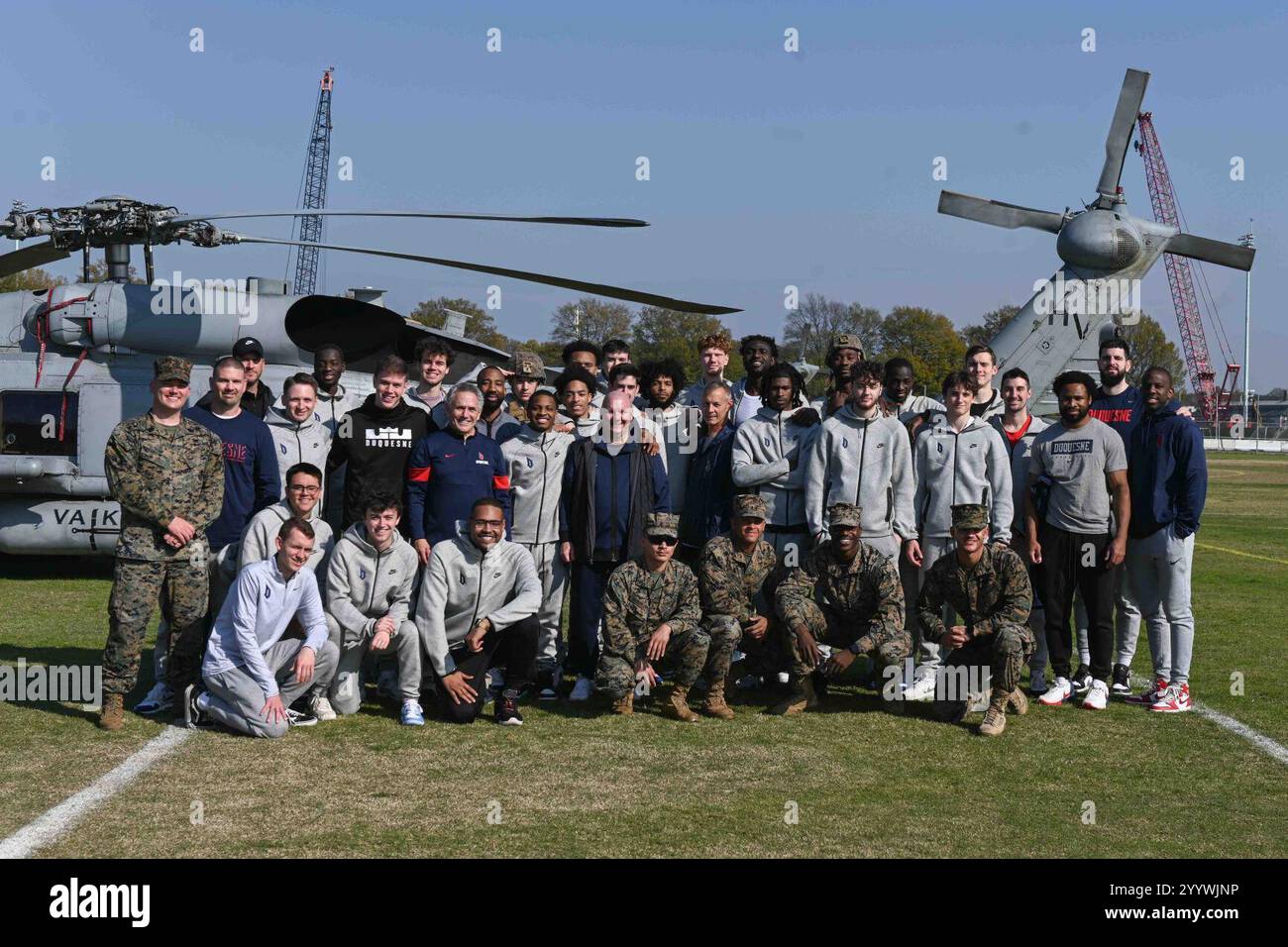 Duquesne basketball hi-res stock photography and images - Alamy