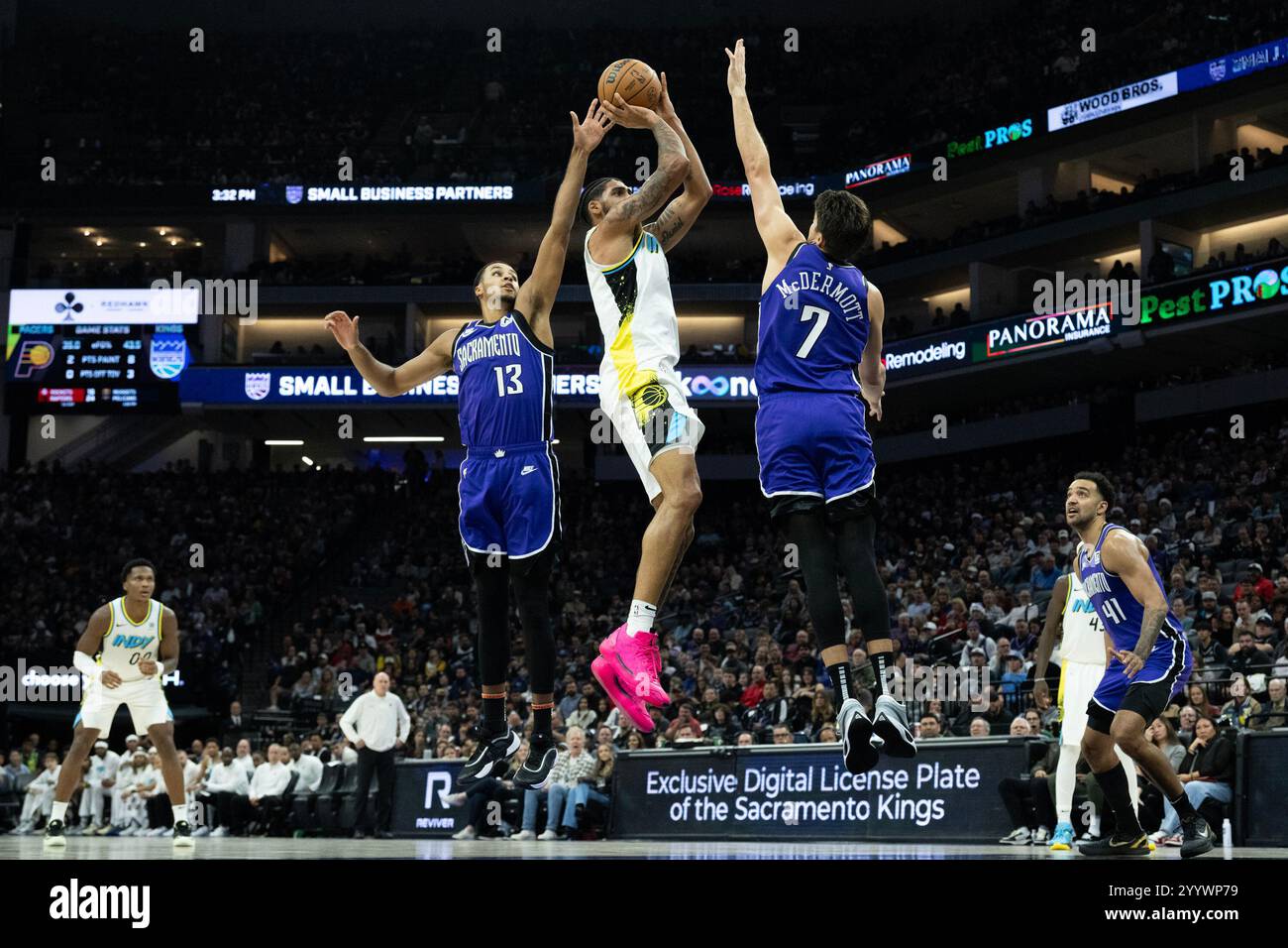 Sacramento, Ca, USA. 22nd Dec, 2024. Indiana Pacers forward Obi Toppin ...