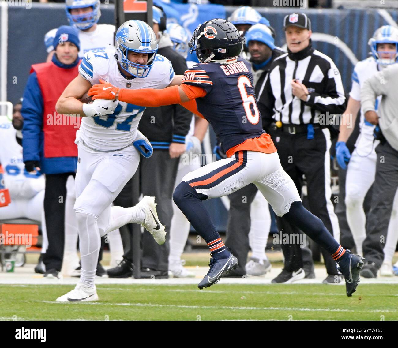 Chicago, United States. 22nd Dec, 2024. Detroit Lions tight end Sam ...