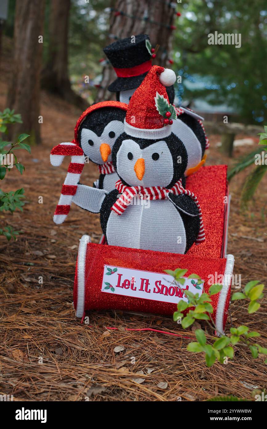 Characters in a sled hi-res stock photography and images - Alamy