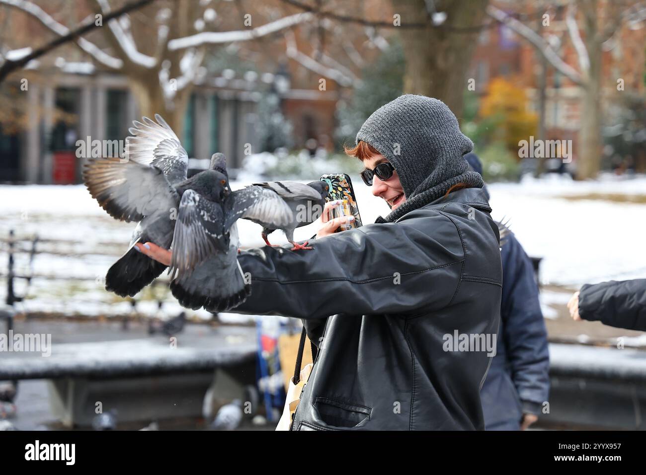 Larry the Birdman interacts with pigeons and people in Washington ...
