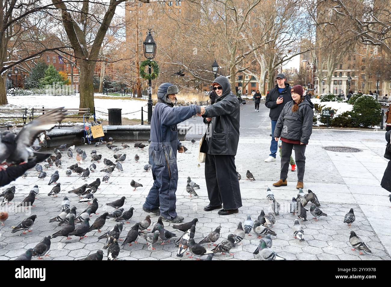 Larry the Birdman interacts with pigeons and people in Washington ...