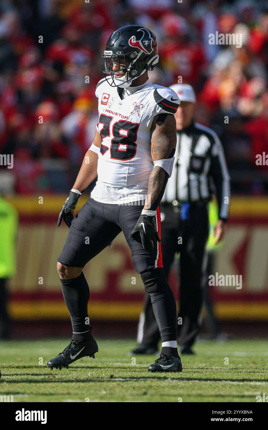 Kansas City, MO, USA. 21st Dec, 2024. Houston Texans running back Joe ...