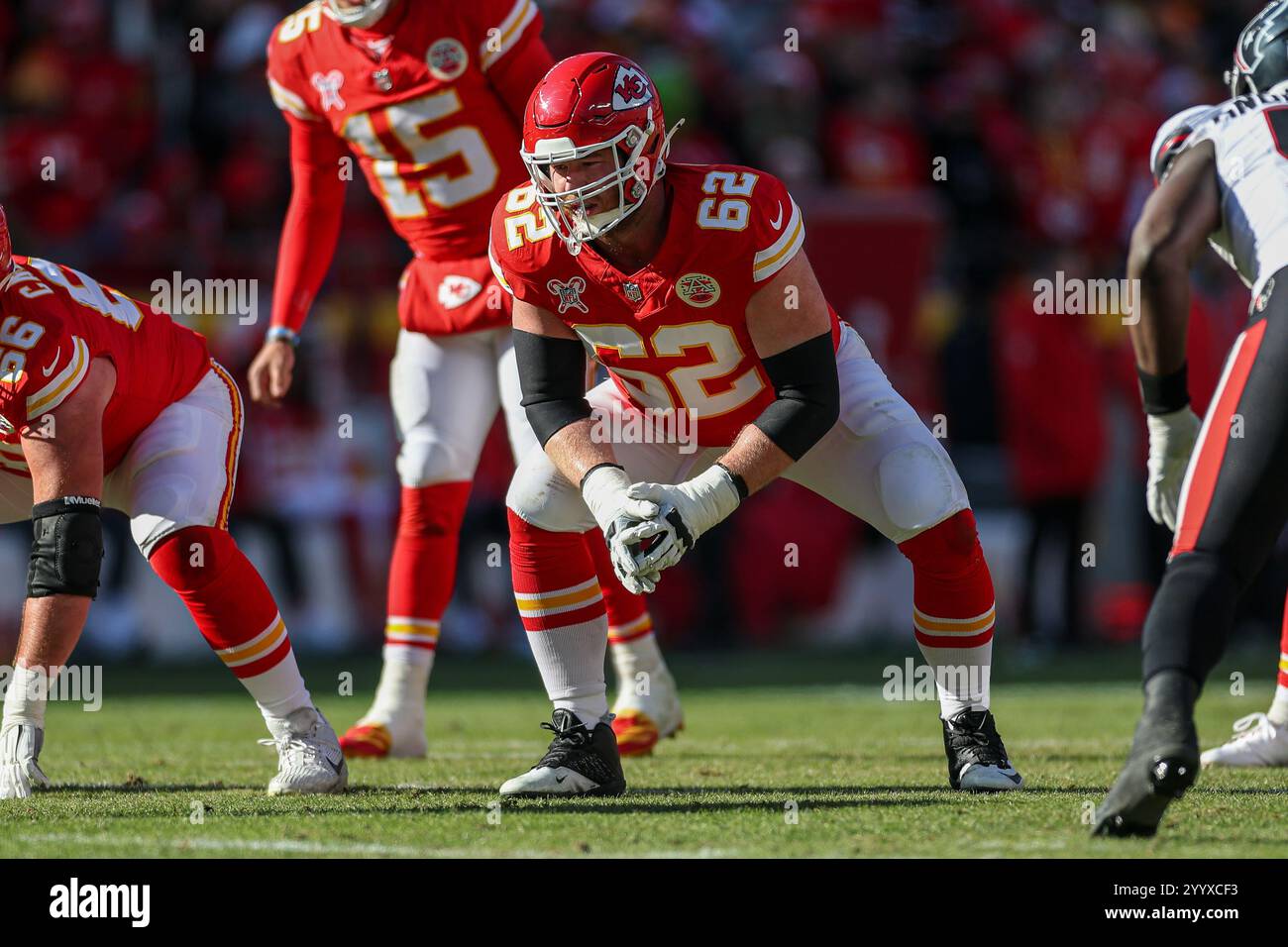 Kansas City, MO, USA. 21st Dec, 2024. Kansas City Chiefs guard Joe ...