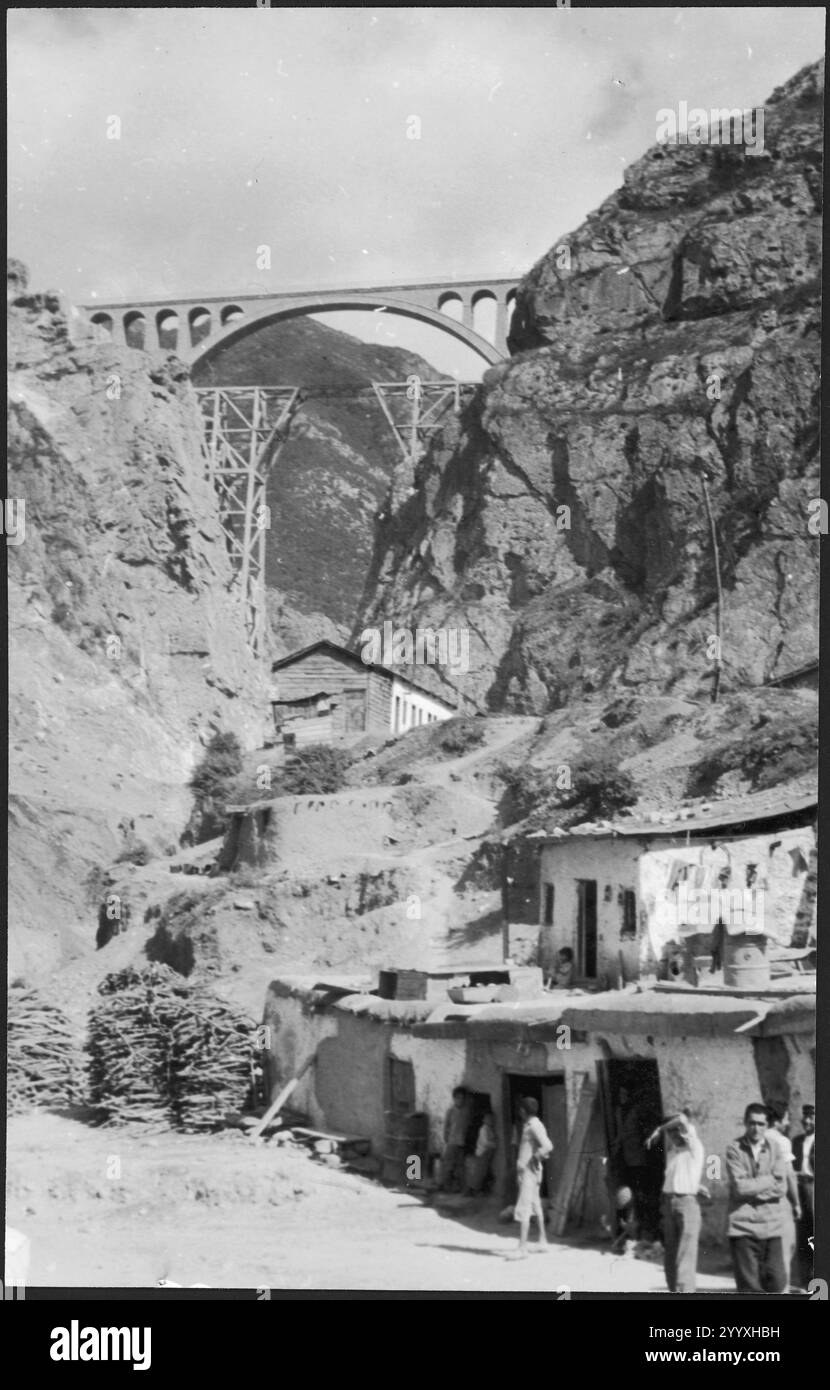 Iran, Firuzkuh (Firuz Kuh, Firouzkouh): A bridge between two rocks ...