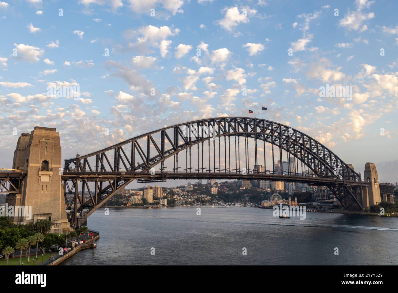 Sydney harbour sunrise hi-res stock photography and images - Alamy