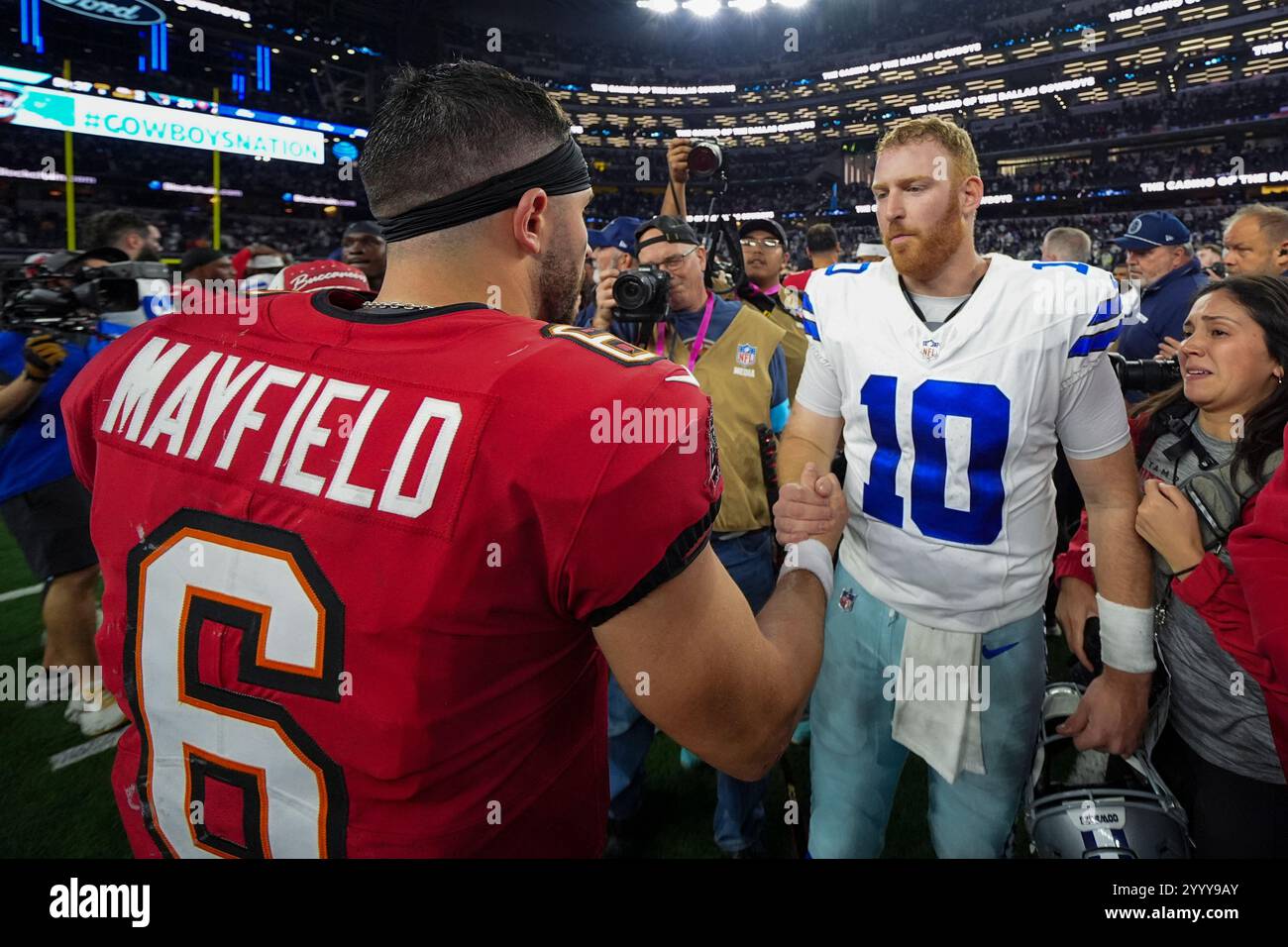 Tampa Bay Buccaneers quarterback Baker Mayfield (6) and Dallas Cowboys ...