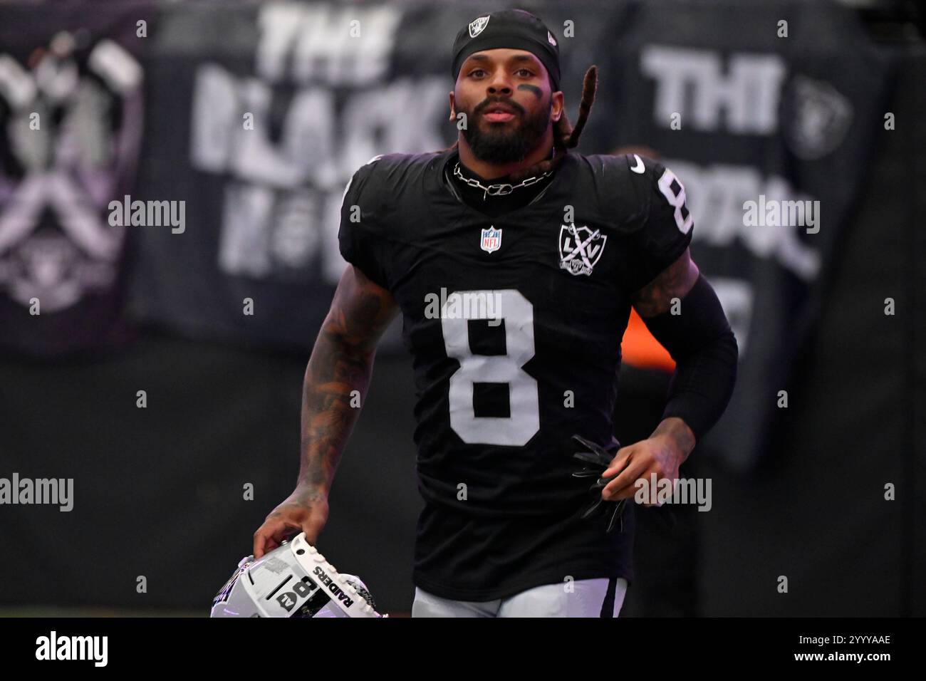 Las Vegas Raiders running back Ameer Abdullah (8) looks on during an ...