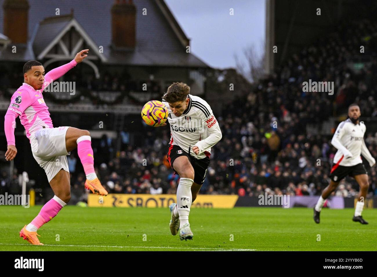 London, UK. 22nd Dec, 2024. LONDON, ENGLAND - DECEMBER 22: Tom Cairney ...