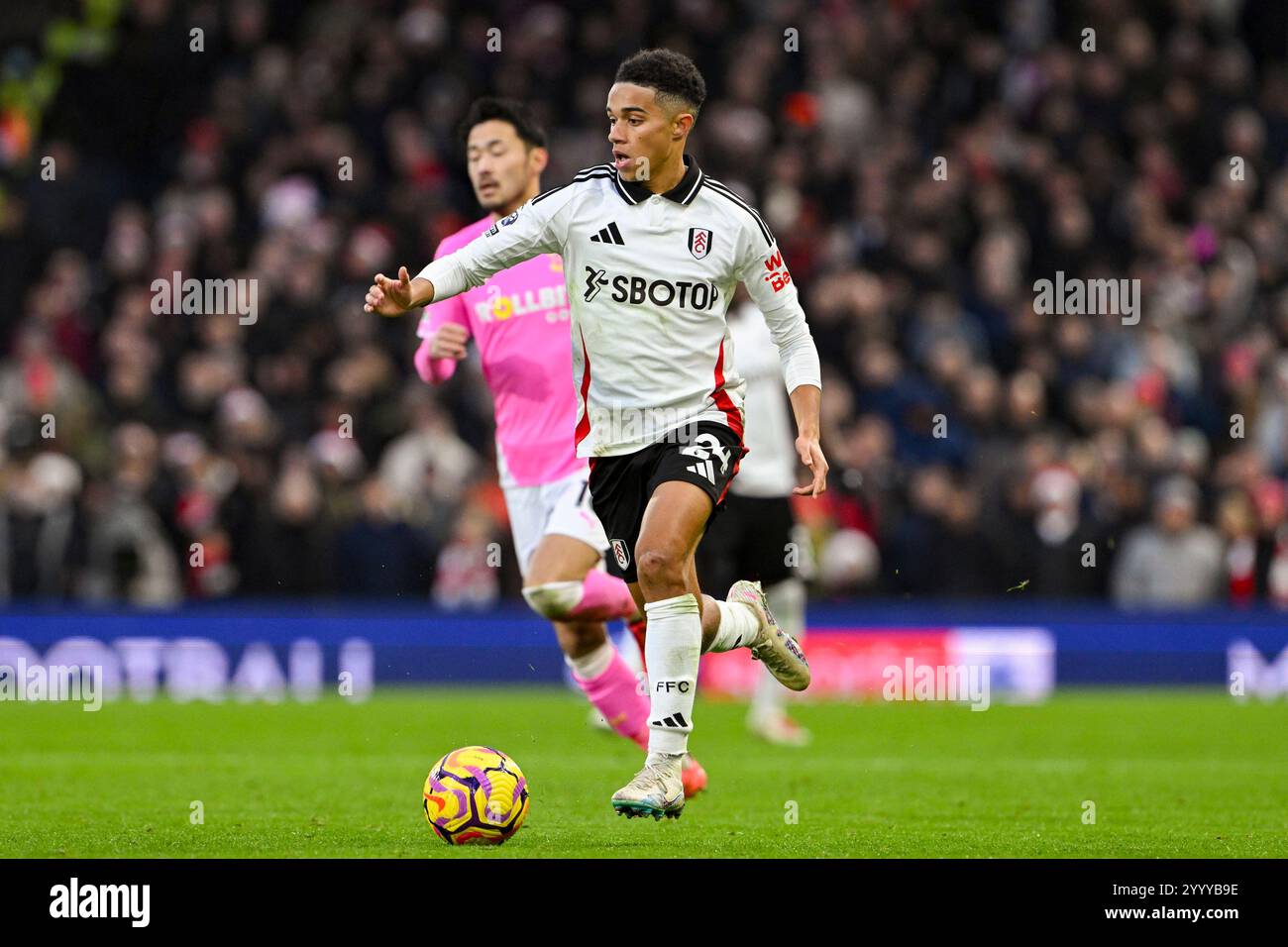 London, UK. 22nd Dec, 2024. LONDON, ENGLAND - DECEMBER 22: Josh King of ...