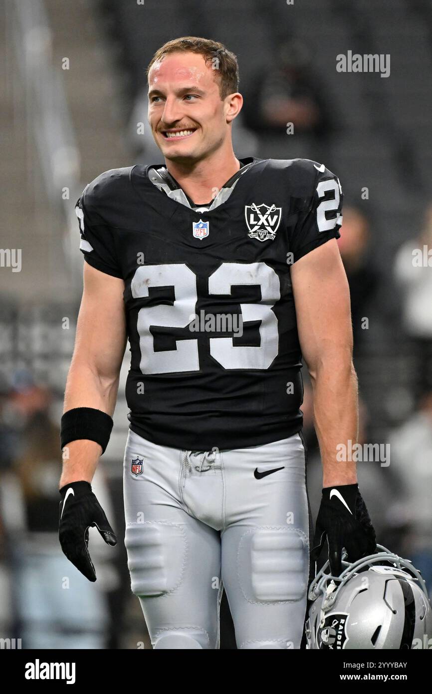 Las Vegas Raiders running back Dylan Laube (23) warms up before an NFL ...