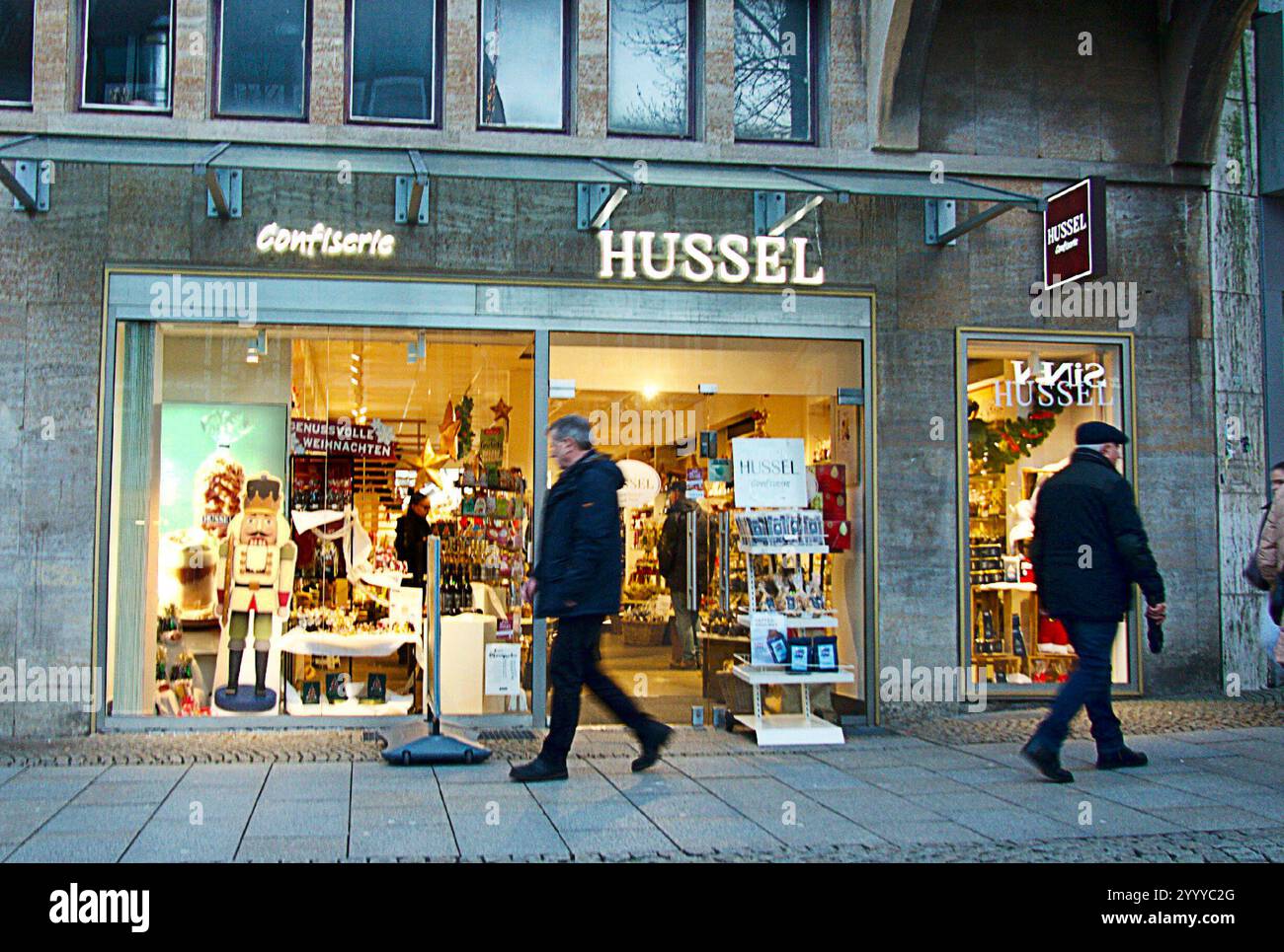 Hussel Confiserie Filiale Süssigkeiten - gesehen am 20.12.2024 in ...