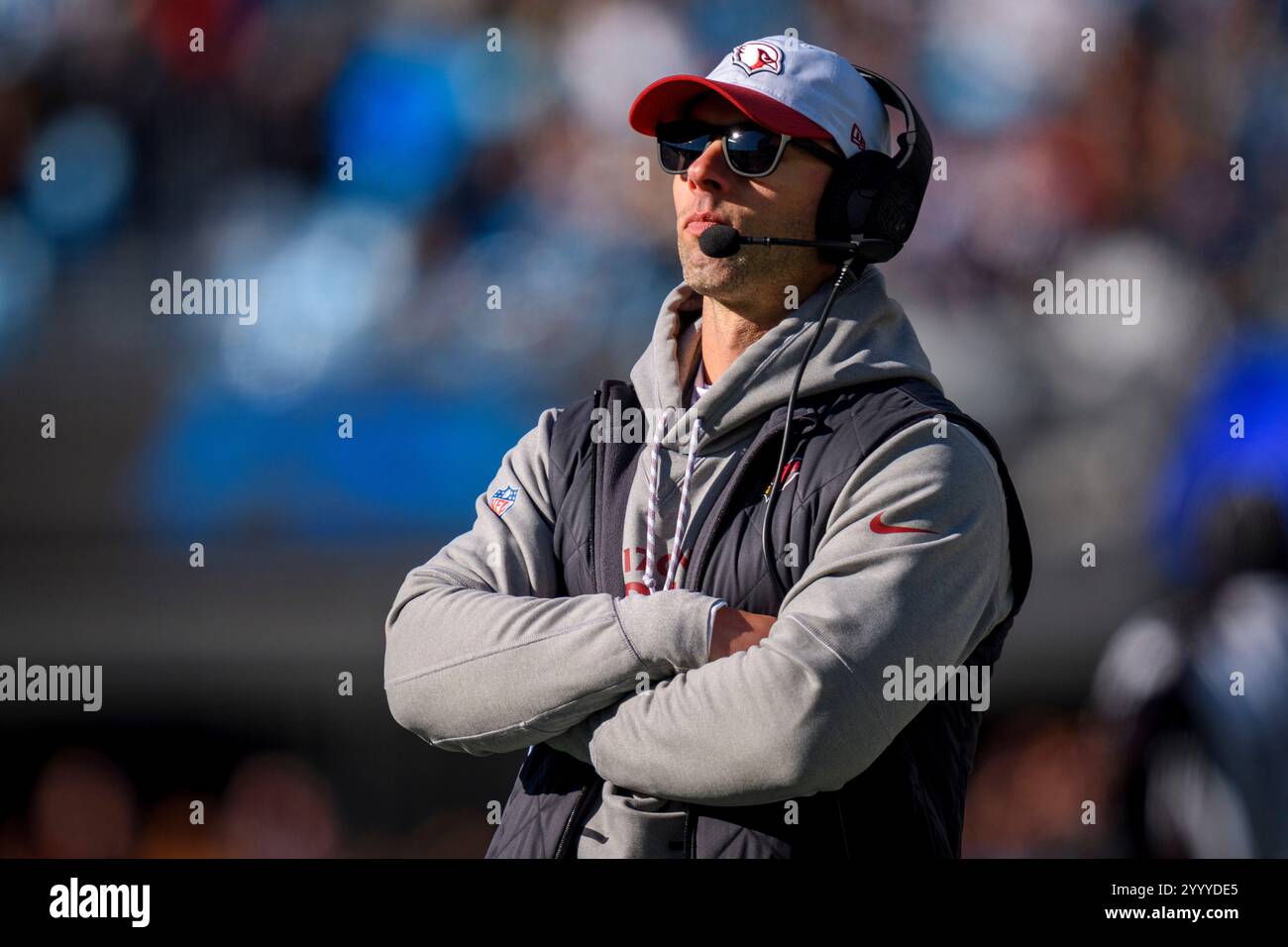 Arizona Cardinals head coach Jonathan Gannon looks on during an NFL ...
