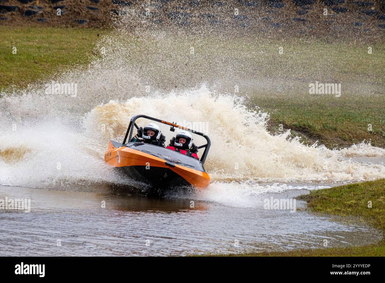 Round 1 qualifying of the "2022 Australian V8 Superboat Championship ...