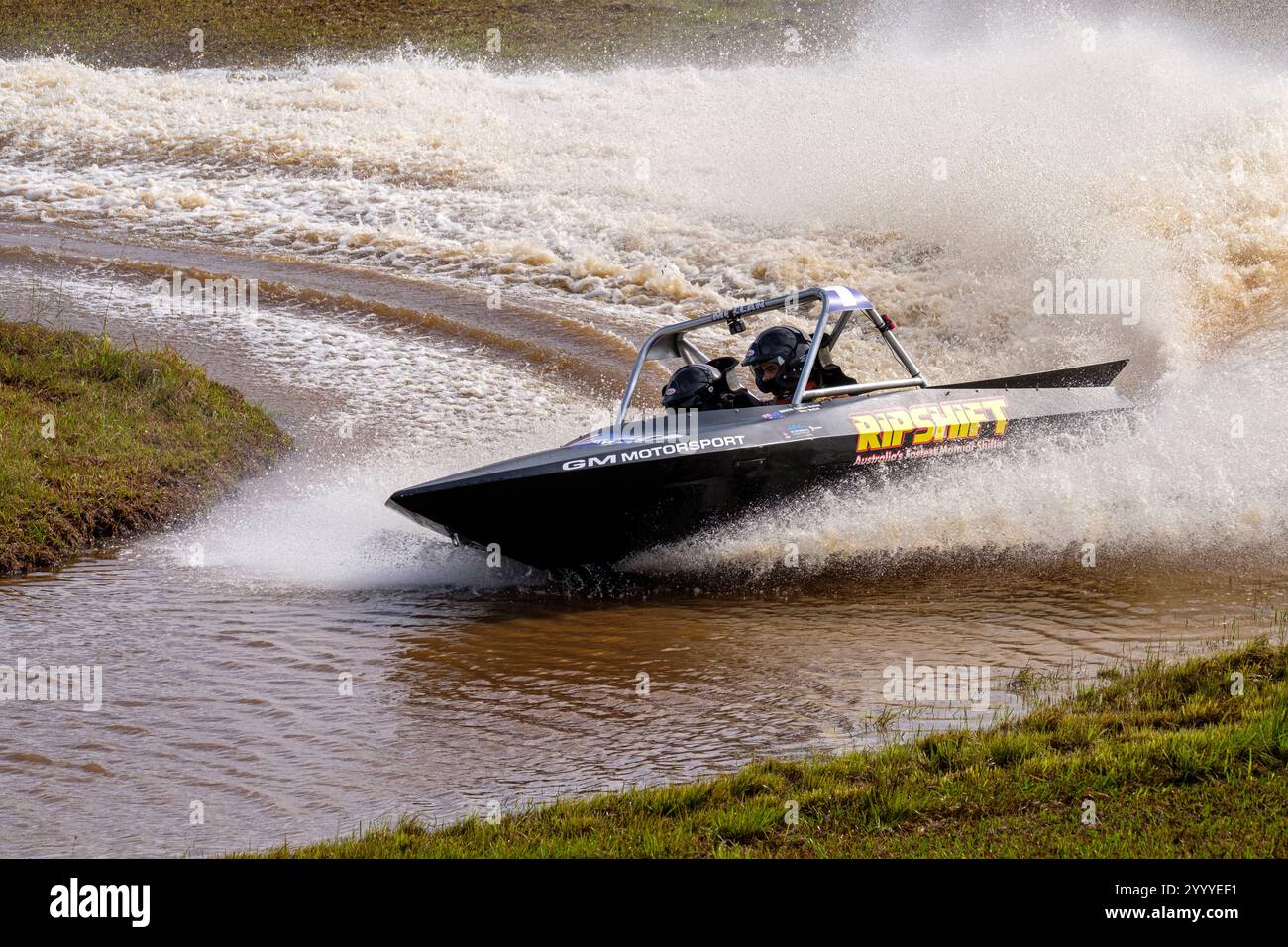 Round 1 qualifying of the "2022 Australian V8 Superboat Championship ...