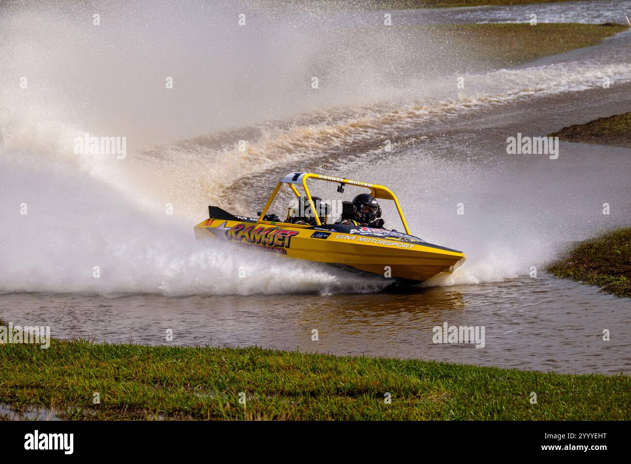 Round 1 qualifying of the "2022 Australian V8 Superboat Championship ...