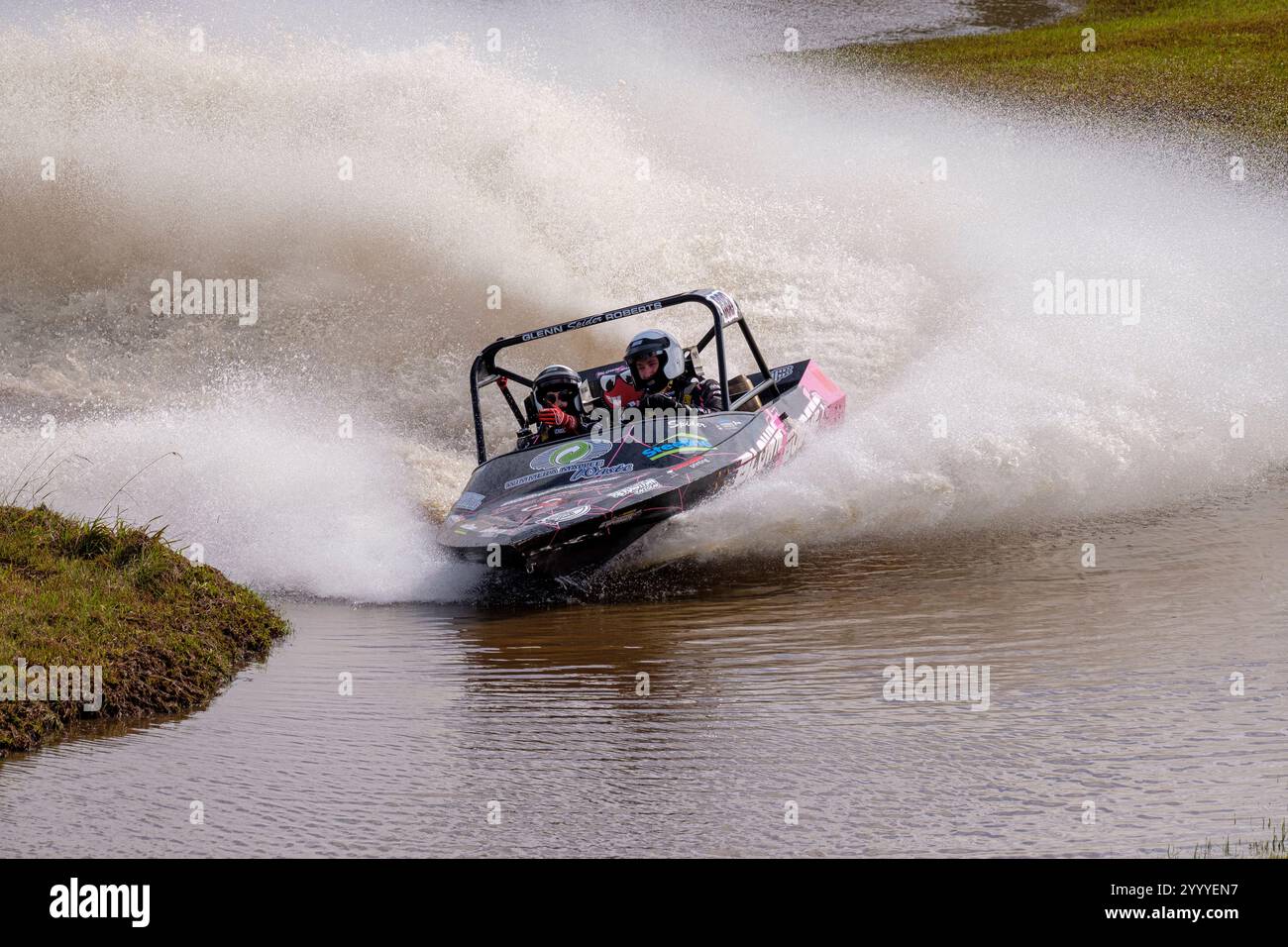 Round 1 qualifying of the "2022 Australian V8 Superboat Championship ...