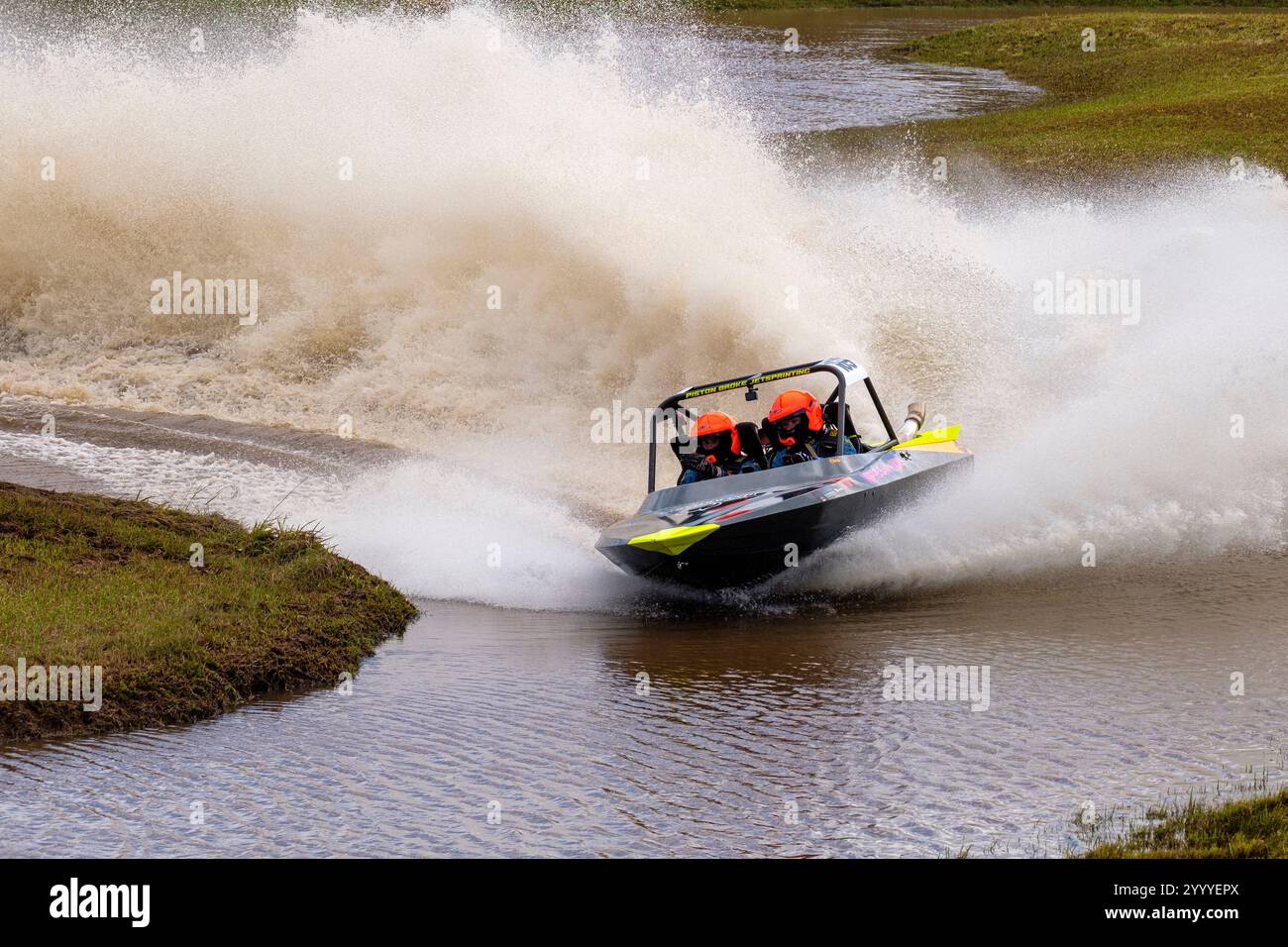 Round 1 qualifying of the "2022 Australian V8 Superboat Championship ...