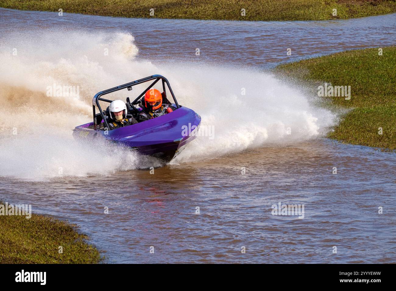 Round 1 qualifying of the "2022 Australian V8 Superboat Championship ...