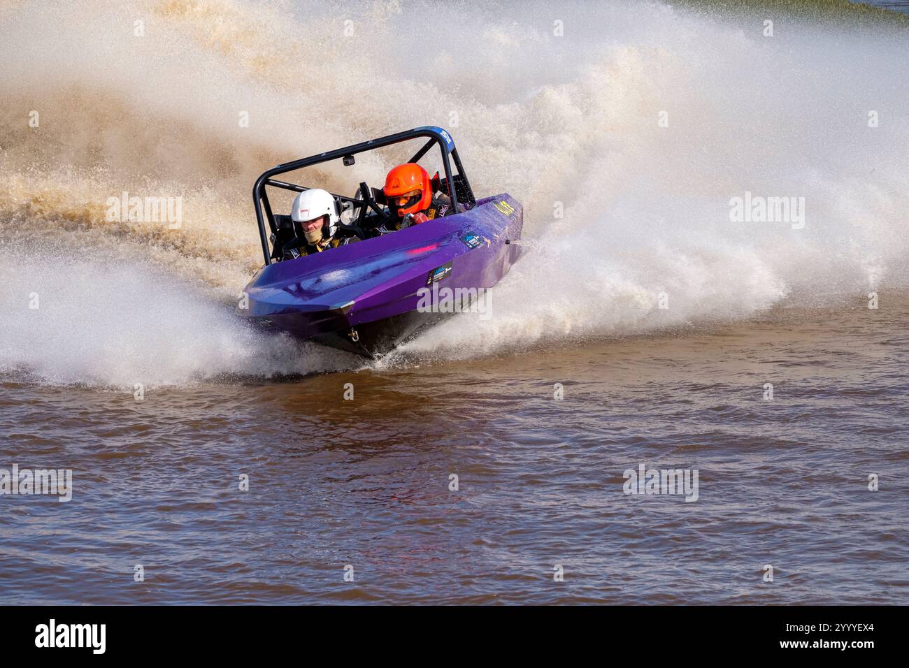 Round 1 qualifying of the "2022 Australian V8 Superboat Championship ...