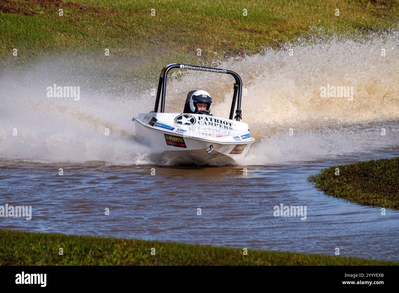 Round 1 qualifying of the "2022 Australian V8 Superboat Championship ...
