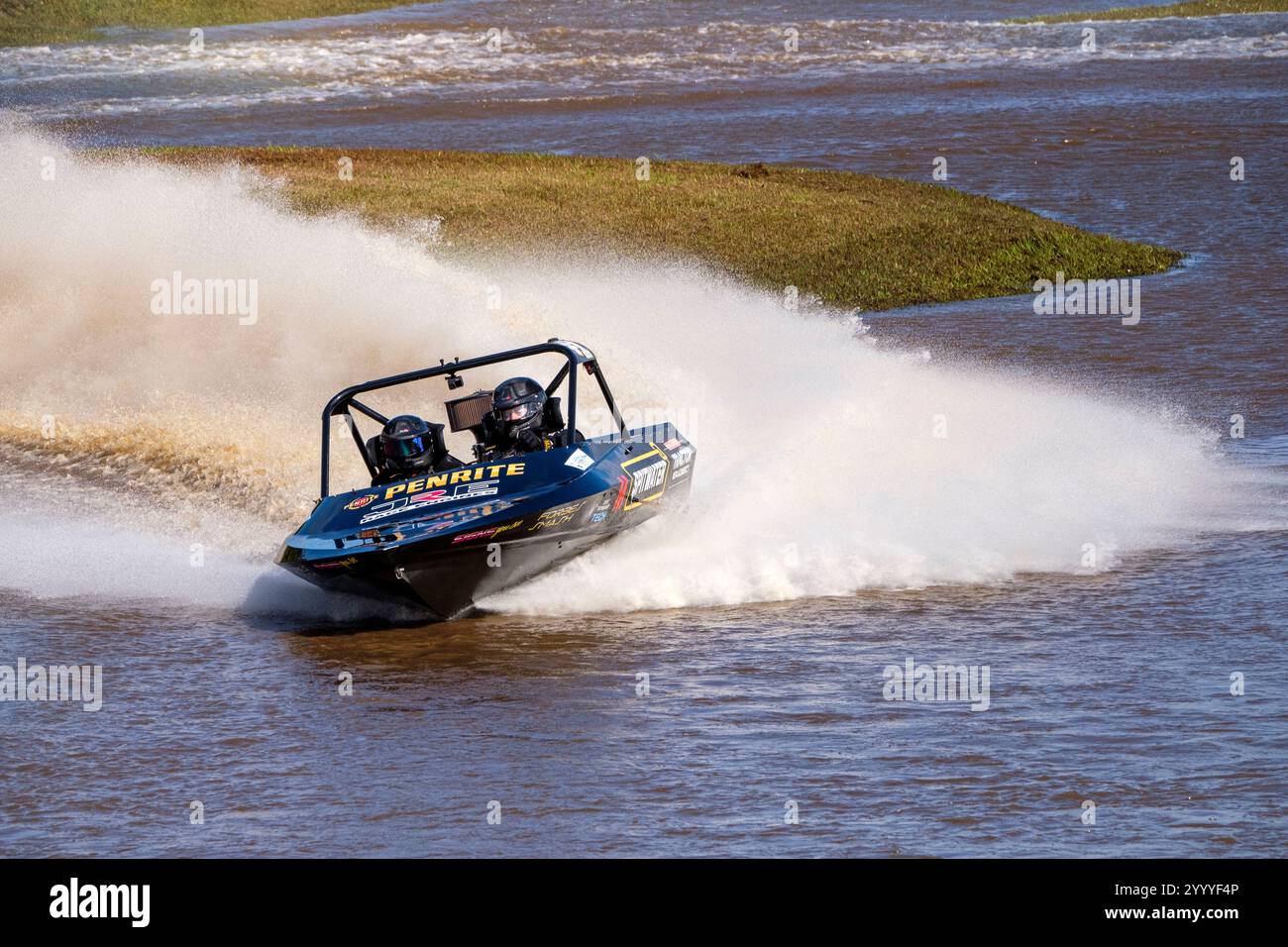 Round 1 qualifying of the "2022 Australian V8 Superboat Championship ...