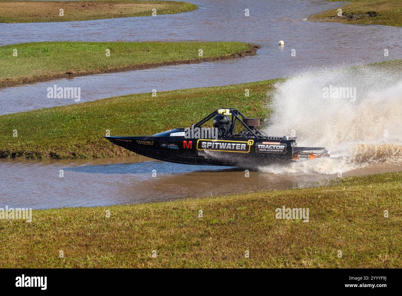 Round 1 qualifying of the "2022 Australian V8 Superboat Championship ...