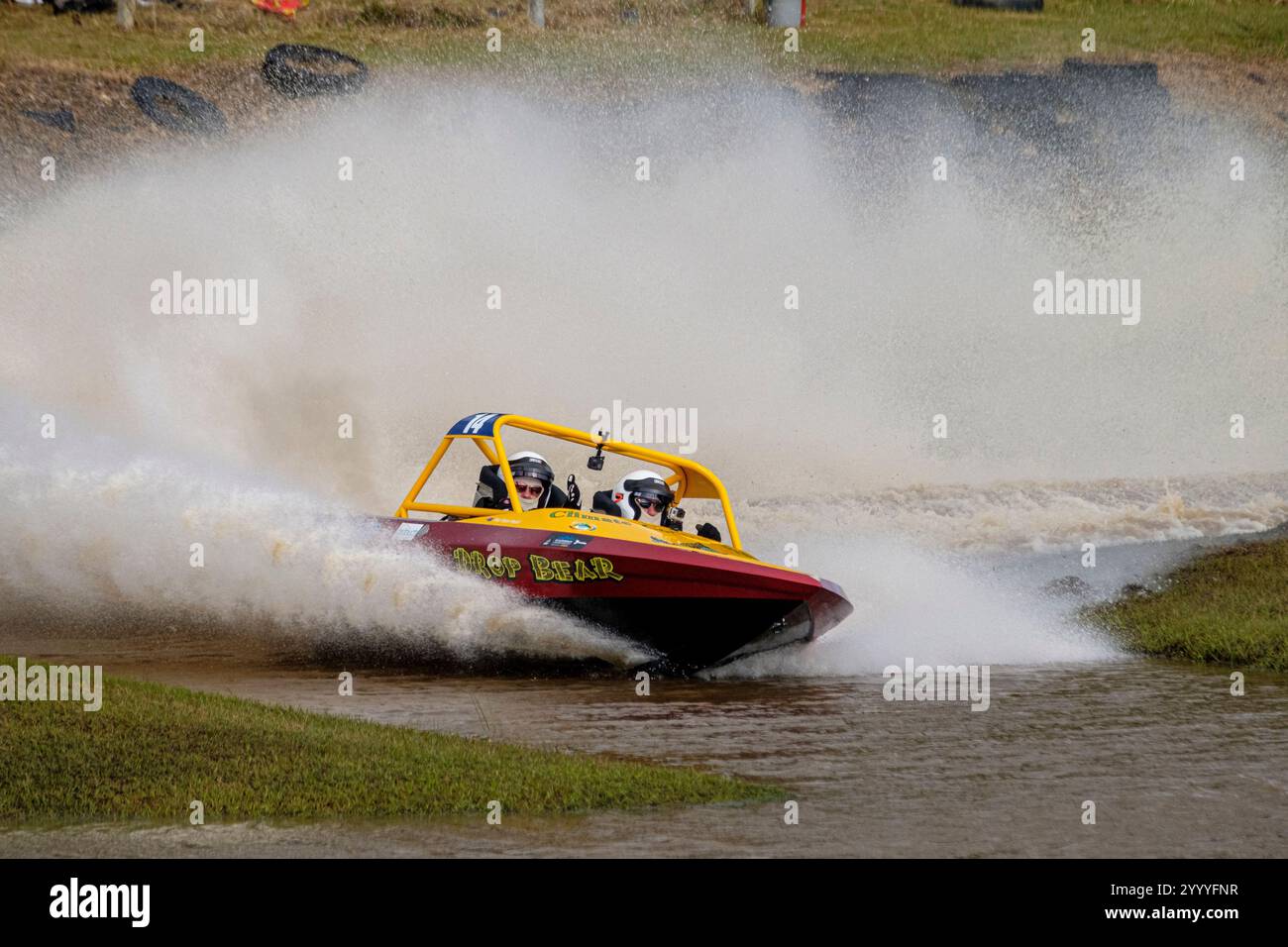 Round 1 qualifying of the "2022 Australian V8 Superboat Championship ...