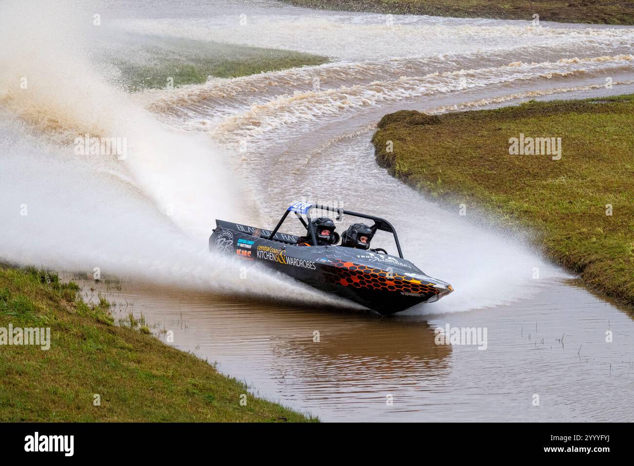 Round 1 qualifying of the "2022 Australian V8 Superboat Championship ...