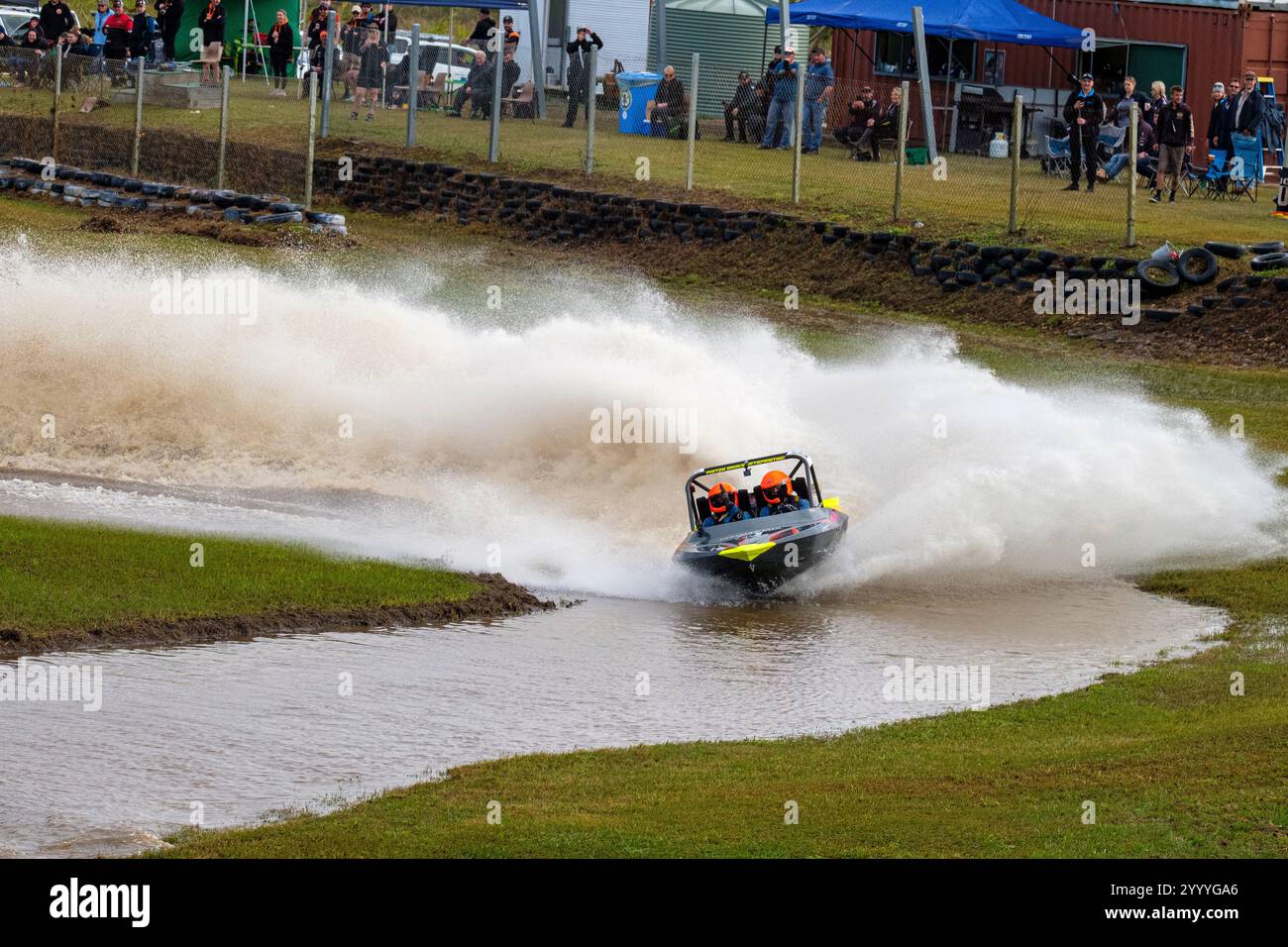 Round 1 qualifying of the "2022 Australian V8 Superboat Championship ...