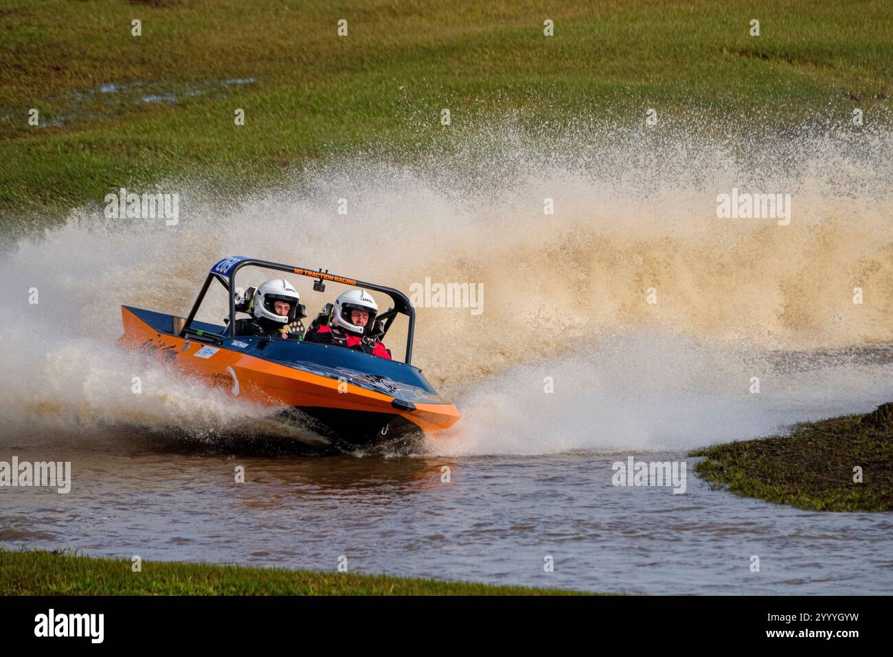 Round 1 qualifying of the "2022 Australian V8 Superboat Championship ...