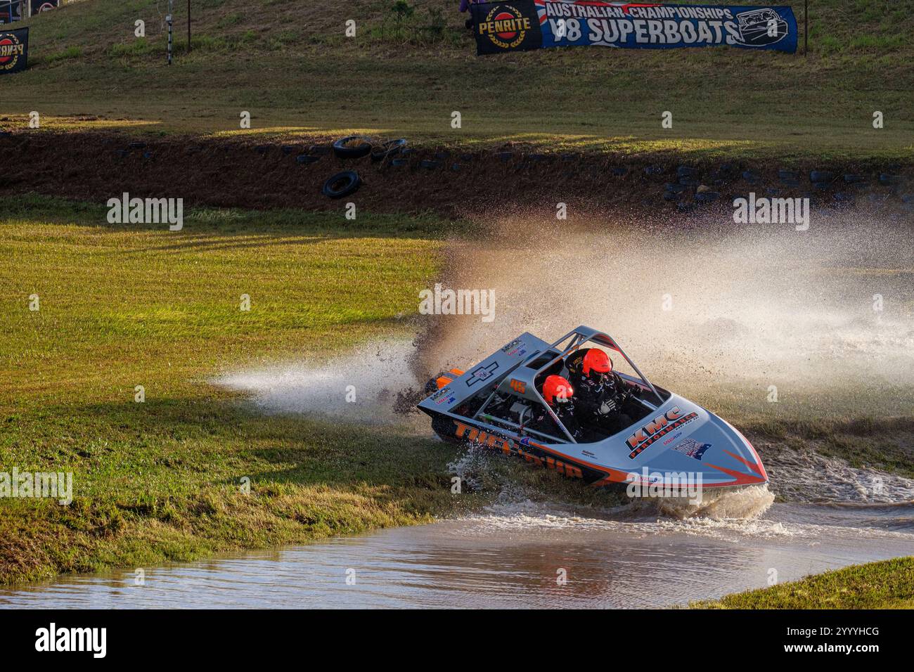 Round 1 qualifying of the "2022 Australian V8 Superboat Championship ...
