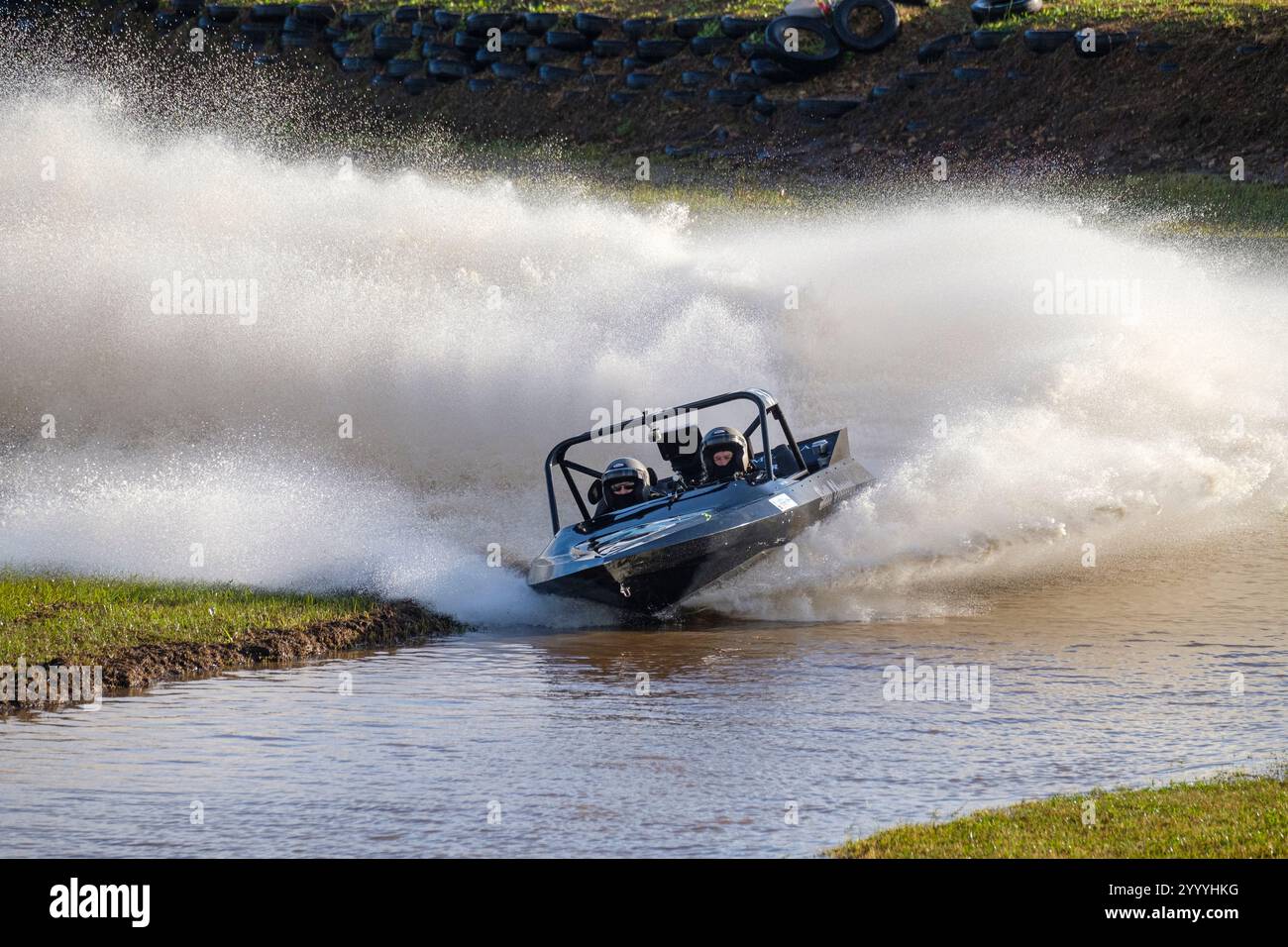 Round 1 qualifying of the "2022 Australian V8 Superboat Championship ...