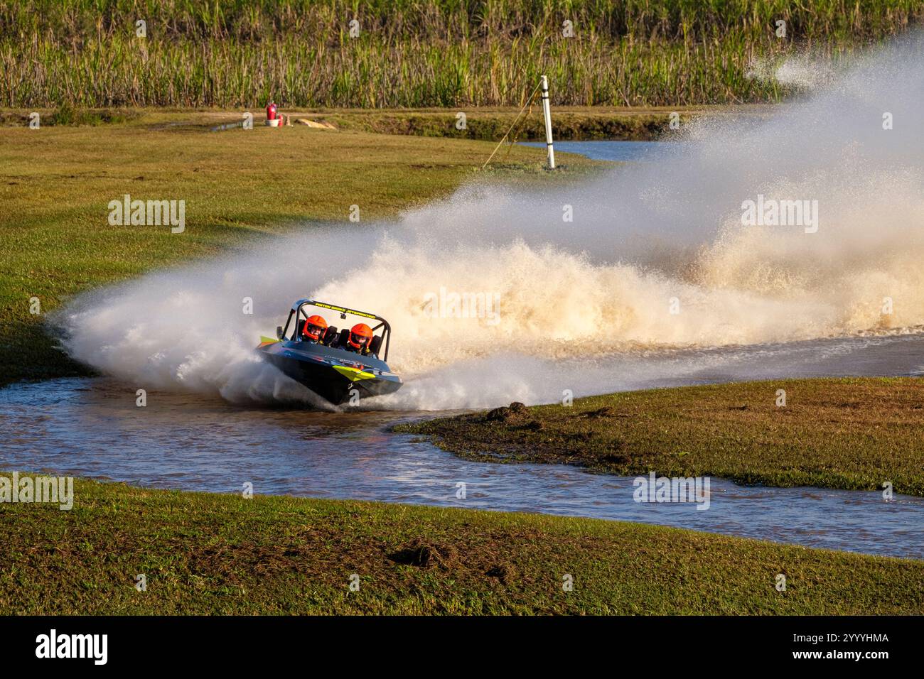 Round 1 qualifying of the "2022 Australian V8 Superboat Championship ...