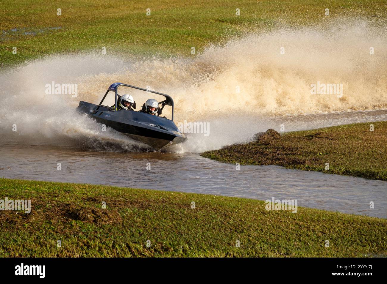 Round 1 qualifying of the "2022 Australian V8 Superboat Championship ...