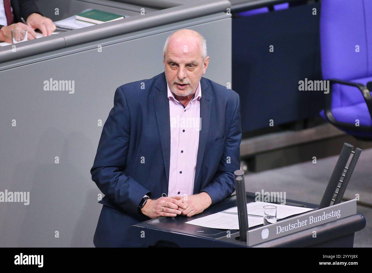 Berlin, Deutschland, 20.12.2024: Deutscher Bundestag: 208 ...
