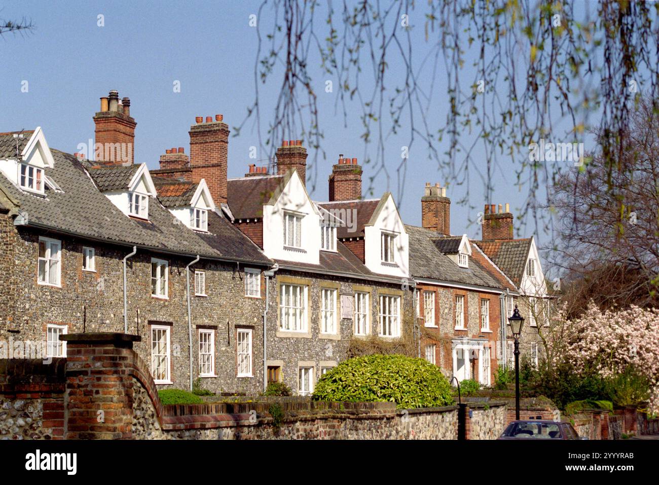April 1997: Cathedral Close, Norwich, Norfolk, England, UK Stock Photo ...