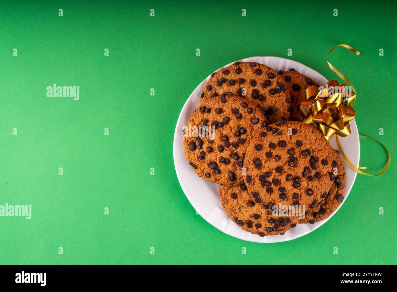 Traditional Christmas chocolate chips cookies, crispy american sweets ...