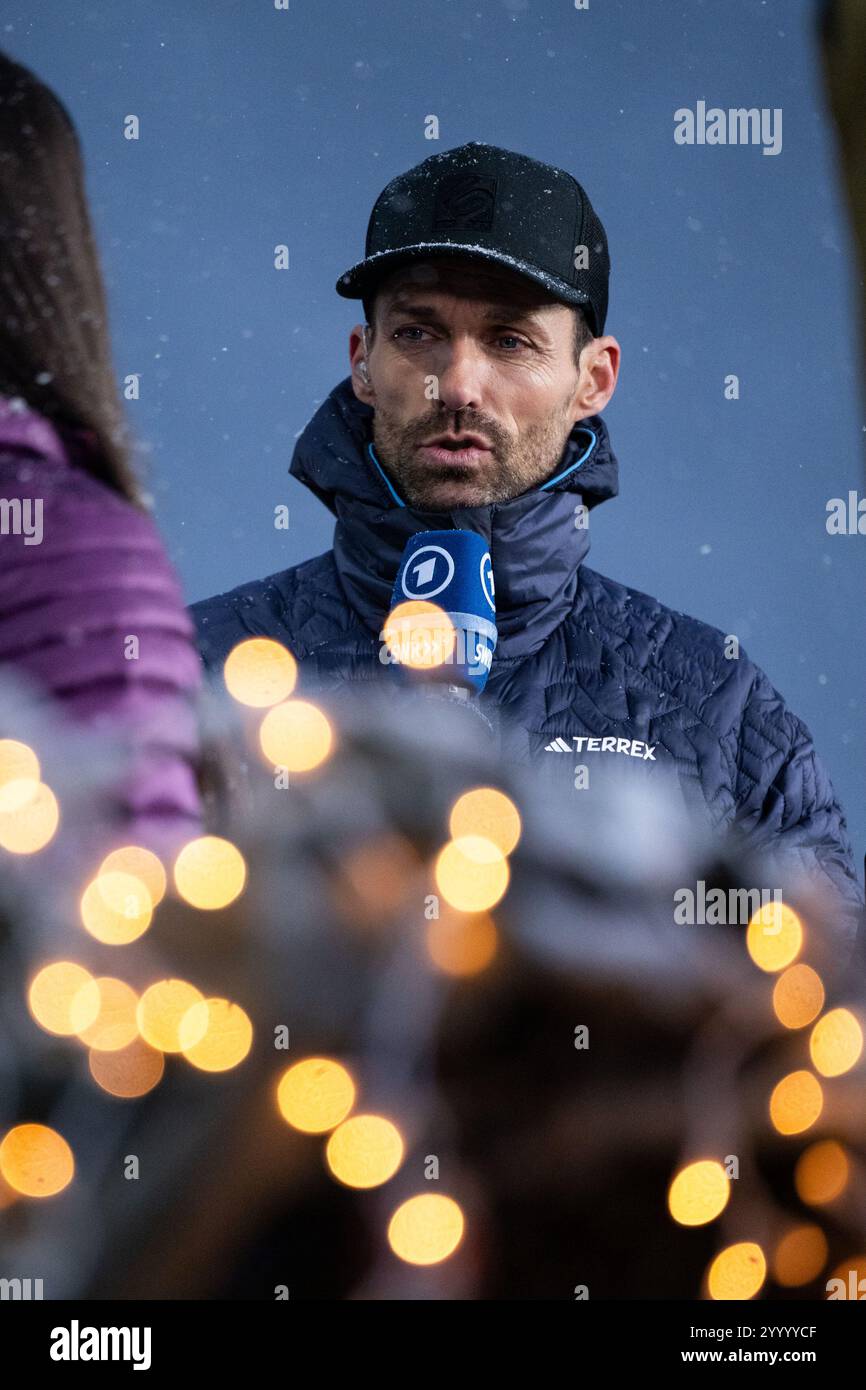 Sven Hannawald (ARD TV Experte), SUI, FIS Viessmsann Skisprung Weltcup ...