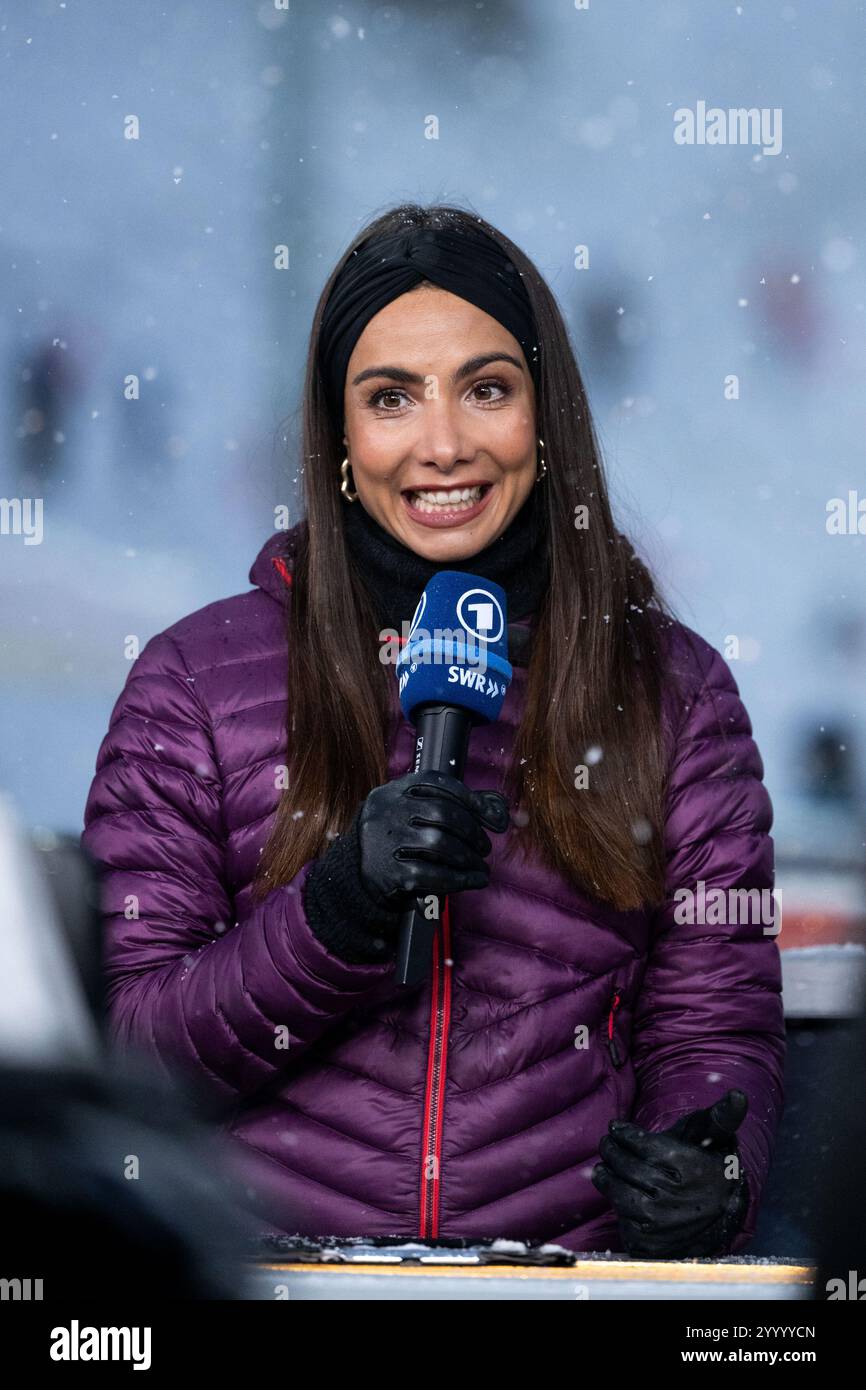 Lea Wagner (ARD Sportschau TV Moderatorin), SUI, FIS Viessmsann ...