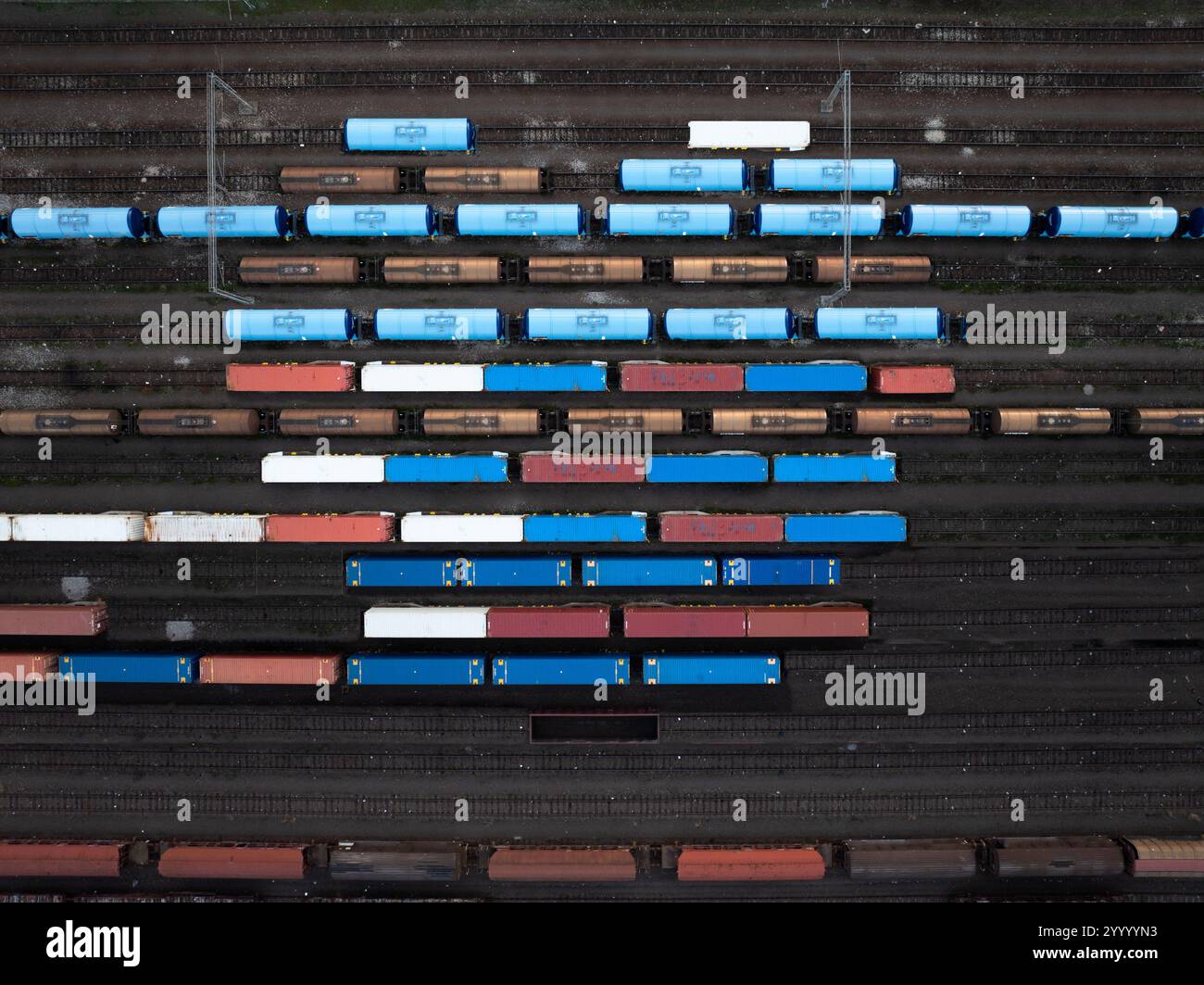 Train wagons forming the shape of a heart Stock Photo - Alamy