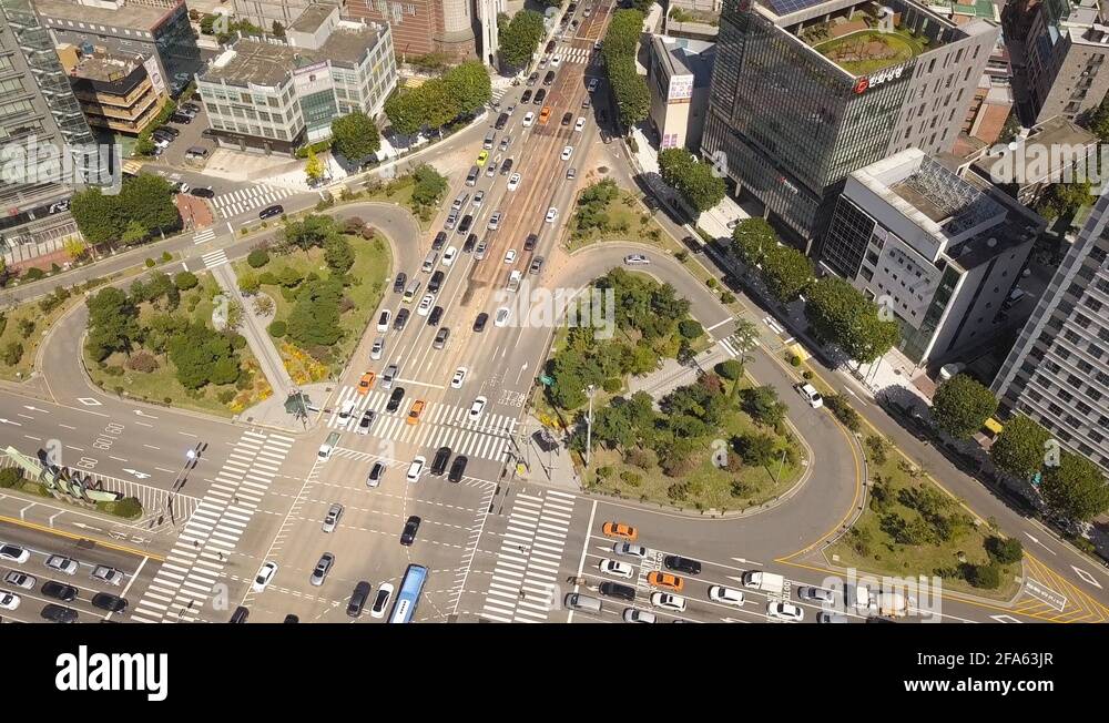 Car roads Stock Videos & Footage - HD and 4K Video Clips - Alamy