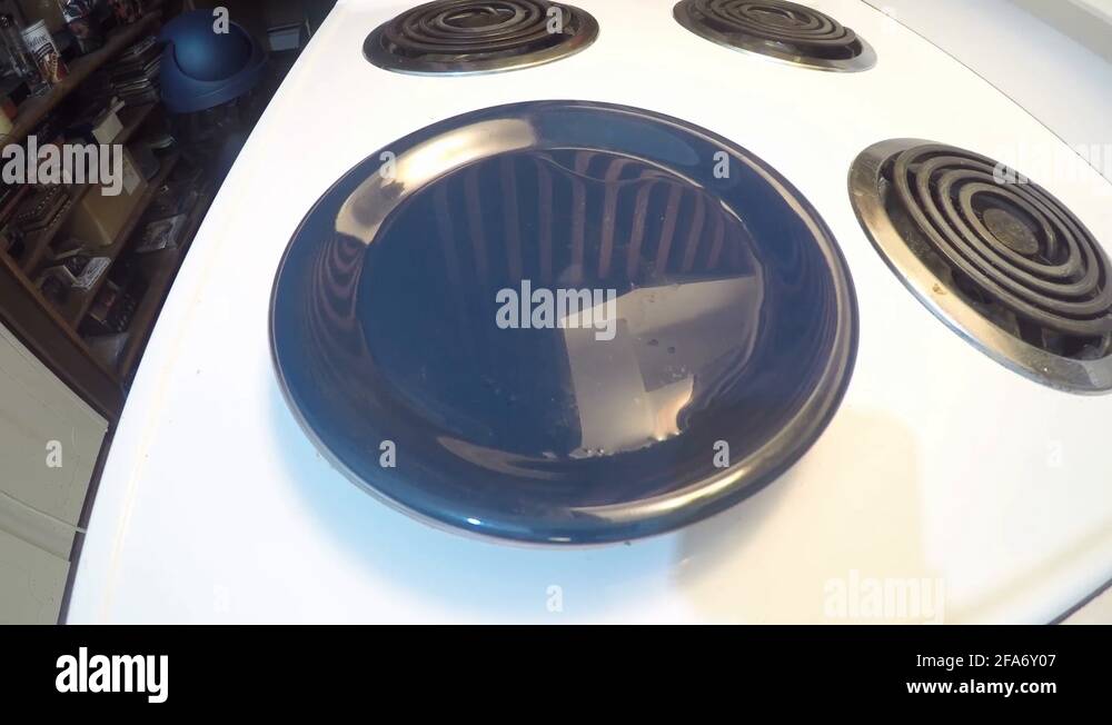 Ice stove Stock Videos & Footage - HD and 4K Video Clips - Alamy