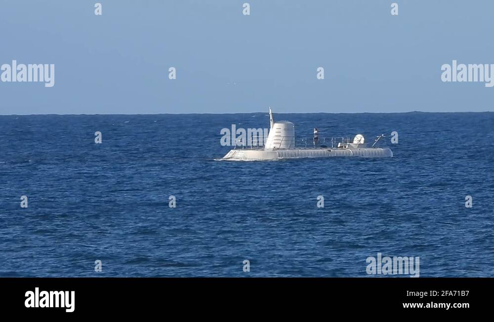Submarine tour Stock Videos & Footage - HD and 4K Video Clips - Alamy