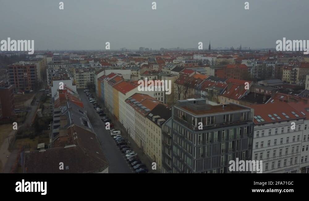 Diagonal building Stock Videos & Footage - HD and 4K Video Clips - Alamy