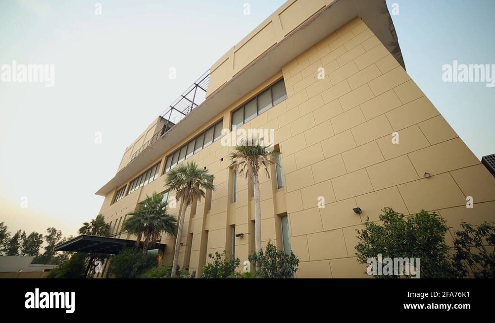 Building corner perspective Stock Videos & Footage - HD and 4K Video ...