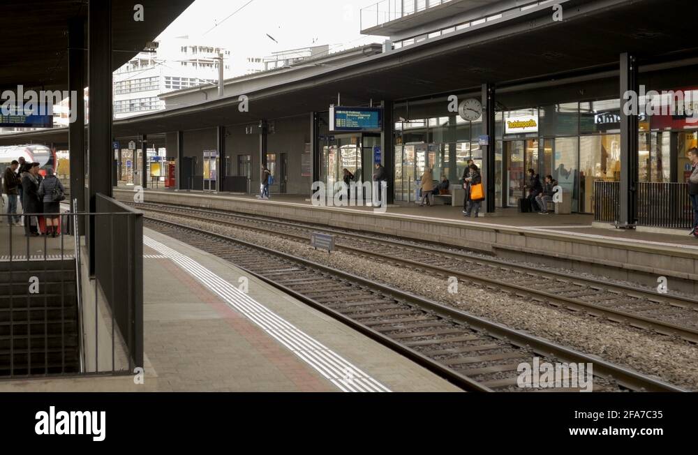 Switzerland train rail Stock Videos & Footage - HD and 4K Video Clips ...