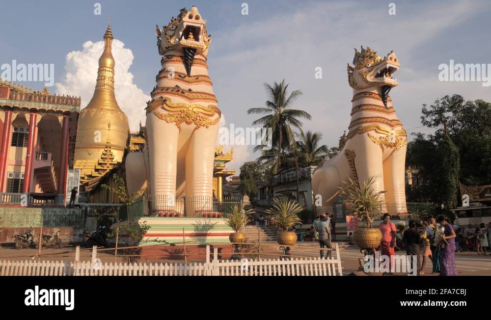 Chinthe giant guarding lions at Shwemawdaw paya,Bago,Burma Stock Video ...