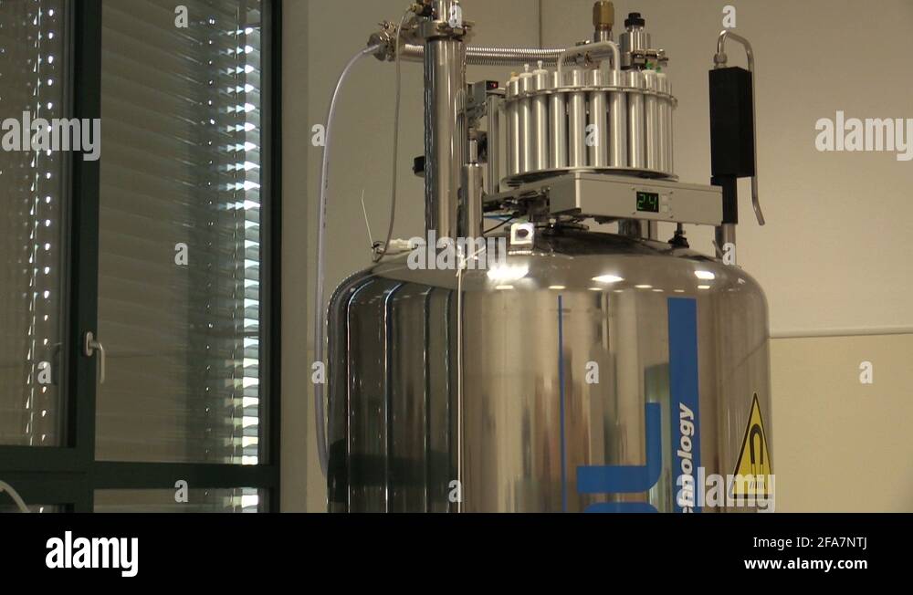 Nmr spectrometer Stock Videos & Footage - HD and 4K Video Clips - Alamy