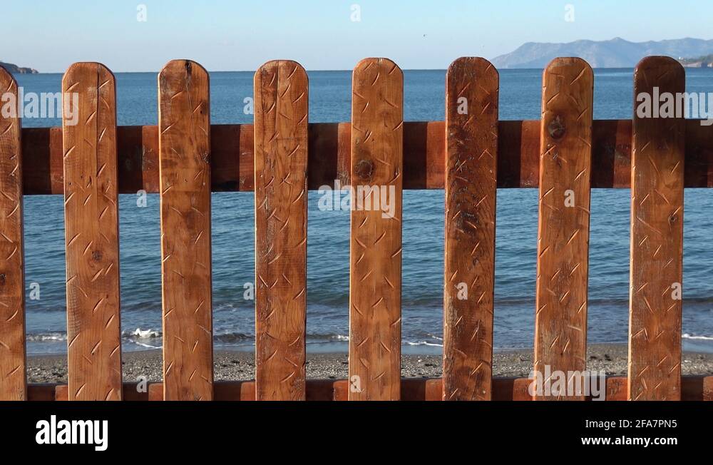Timber fencing Stock Videos & Footage - HD and 4K Video Clips - Alamy